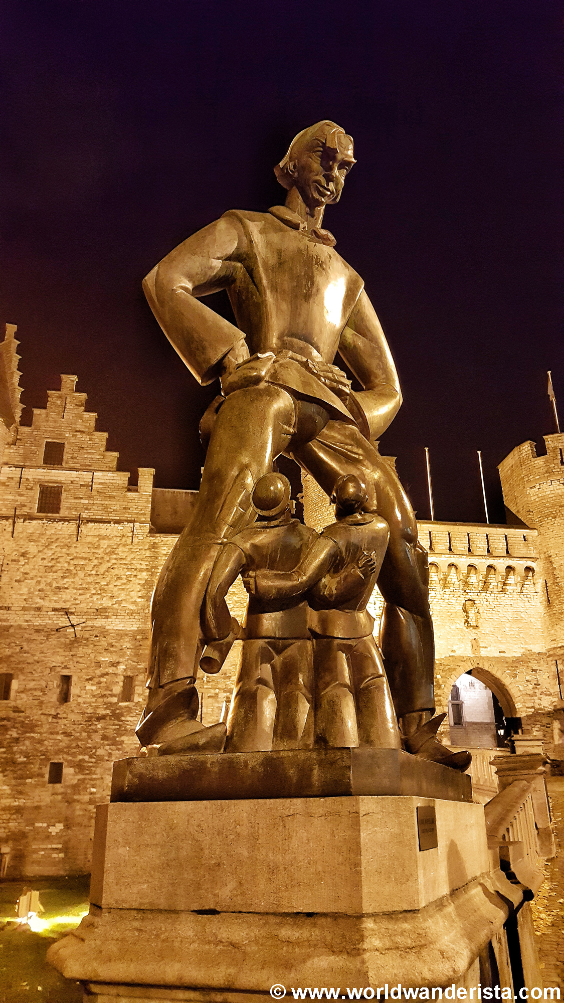 Ghostwalk Antwerp Lange Wapper – WORLD WANDERISTA